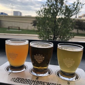 THE EXPLORIUM BREWPUB THIRD WARD - Updated May 2024 - 307 Photos & 181 Reviews - 143 W Saint ...