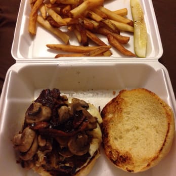 RED BRIDGE TAVERN - Updated August 2024 - 111 Photos & 197 Reviews - 22 ...