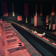 AMC OAKBROOK CENTER 12 - 137 Photos & 108 Reviews - Cinema - 600 ...