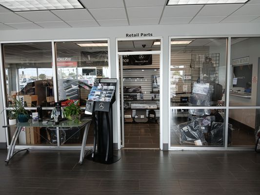 HAWK AUTO PERU - Updated December 2025 - 17 Photos - 3675 Frontage Rd ...