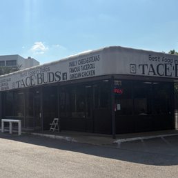 TACE BUDS - Updated October 2025 - 109 Photos & 65 Reviews - 6801 Harry ...