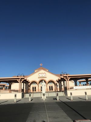 ST VIATOR CATHOLIC CHURCH - Updated December 2025 - 27 Photos & 19 ...