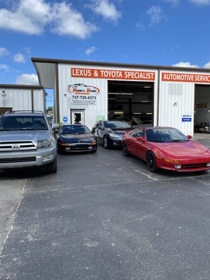 DUANE’S DEALER ALTERNATIVE - Updated December 2025 - 32 Photos & 38 ...