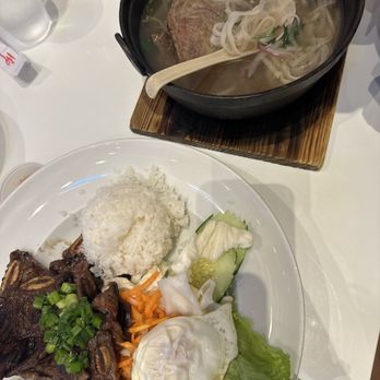 SIP PHO - 608 Photos & 373 Reviews - 512 W 29th St, Austin, Texas ...