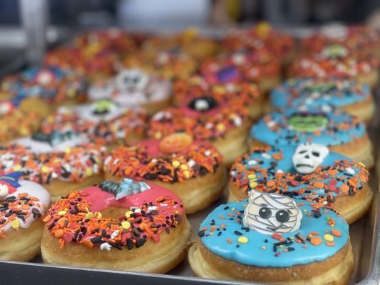 J C DONUTS - Updated December 2025 - 704 Photos & 138 Reviews - 27001 ...