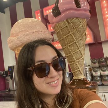 PINKITZEL - Updated January 2025 - 354 Photos & 192 Reviews - 150 N Ek ...