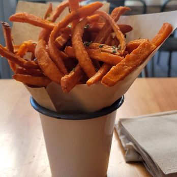 ROAM ARTISAN BURGERS - Updated June 2024 - 425 Photos & 378 Reviews ...