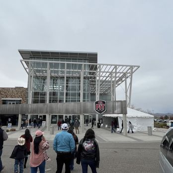 THE PIT - Updated October 2025 - 25 Photos - 1414 University Blvd SE ...