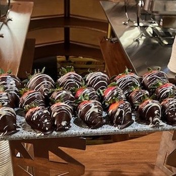THE QUEEN MARY’S ROYAL SUNDAY BRUNCH - Updated December 2024 - 906 ...