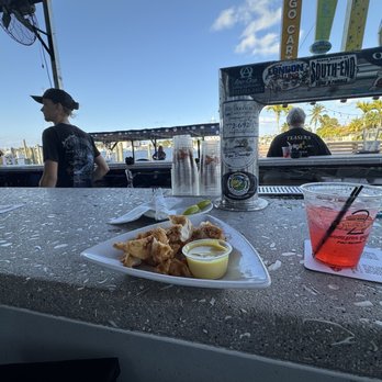 TWO GEORGES DOCKSIDE GRILLE - Updated May 2025 - 75 Photos & 88 Reviews ...