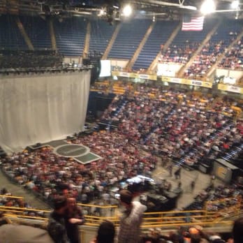 MCKENZIE ARENA - Updated April 2025 - 11 Photos - 720 E 4th St ...