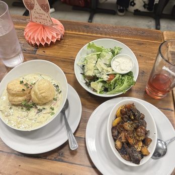 THE ROGUE ROUNDABOUT - Updated February 2025 - 60 Photos & 52 Reviews ...