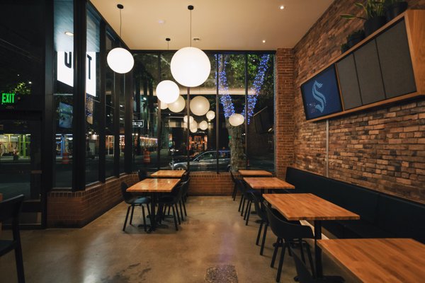 JUXT TAPHOUSE - Updated September 2024 - 153 Photos & 104 Reviews - 119 ...