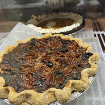 PIE SHOP - Updated October 2025 - 83 Photos & 90 Reviews - 1339 H St NE ...