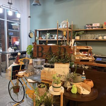 HIDE OUT CAFE - Updated May 2025 - 3254 Photos & 1259 Reviews - 18888 ...