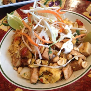 ROGUES BAR & GRILL - Updated January 2026 - 23 Photos & 11 Reviews ...