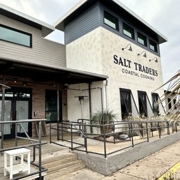 SALT TRADERS COASTAL COOKING - Updated December 2025 - 2631 Photos ...