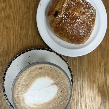 MIRACLE BAKERY - Updated September 2025 - 876 Photos & 620 Reviews ...