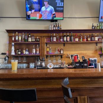 MANNY’S BARZZERIA - Updated August 2024 - 247 Photos & 177 Reviews ...