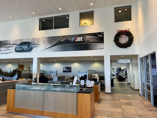 HENDRICK BMW - Updated September 2025 - 100 Photos & 234 Reviews - 6950 ...