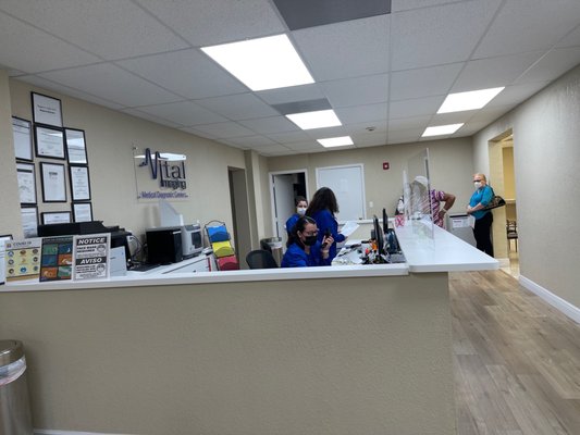 VITAL IMAGING CENTER- CORAL GABLES/BRICKELL CENTER - Updated December ...