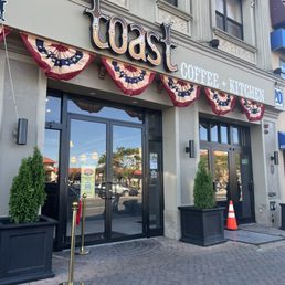 TOAST COFFEEHOUSE - Updated July 2025 - 153 Photos & 109 Reviews - 20 W ...