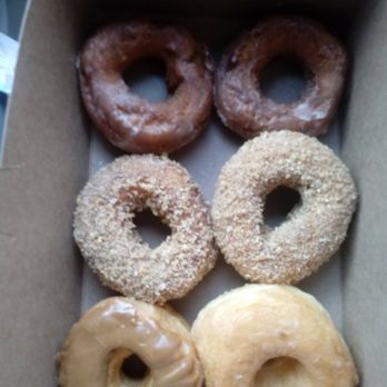 DONUT CONNECTION - Updated January 2026 - 27 Photos & 61 Reviews - 5205 ...