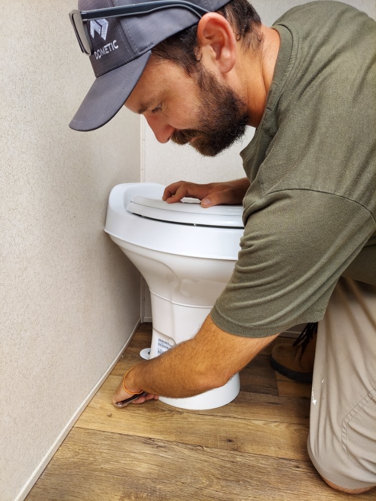 INDEPENDENT CAMPER RV REPAIR - Updated August 2025 - 8058 Corunna Rd ...