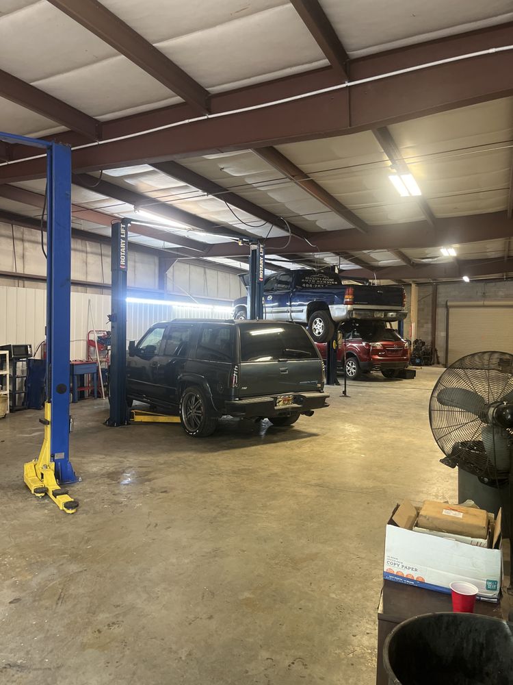 BRACKETT’S RATCHET AUTO SERVICE - Updated August 2025 - 49 Photos & 19 ...