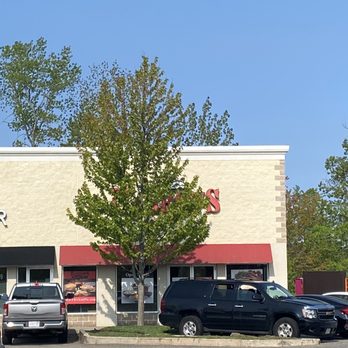 HARROW’S CHICKEN PIES - Updated December 2025 - 14 Photos & 60 Reviews ...