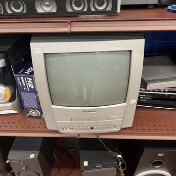 GOODWILL - Updated December 2025 - 31 Photos & 10 Reviews - 7558-B ...