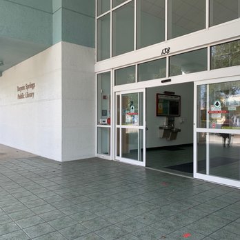 TARPON SPRINGS PUBLIC LIBRARY - Updated January 2026 - 10 Photos - 138 ...