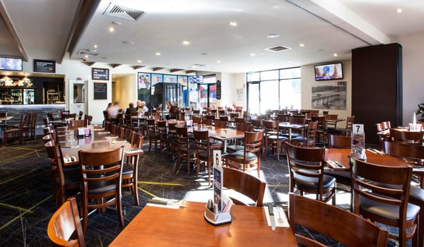 BELLBOWRIE TAVERN - 5 Birkin Rd, Bellbowrie Queensland, Australia - Yelp