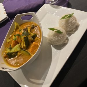 THAI GINGER BISTRO - 66 Photos & 72 Reviews - 1619 W College Ave ...