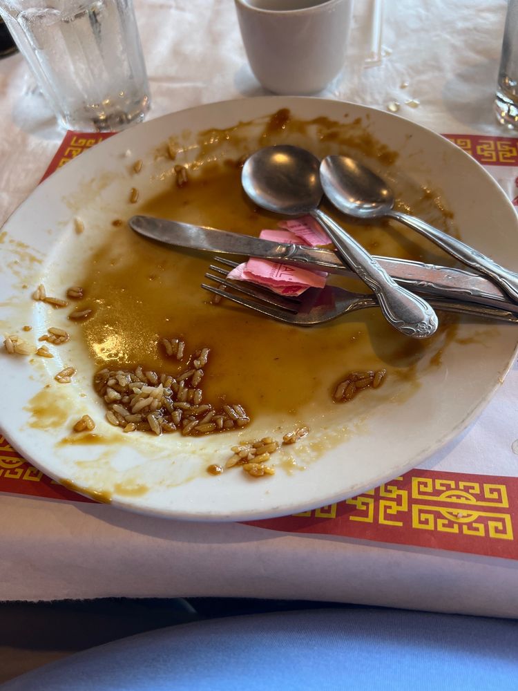 EAST CHINA INN - 62 Photos & 103 Reviews - 915 Oak St, North Aurora ...