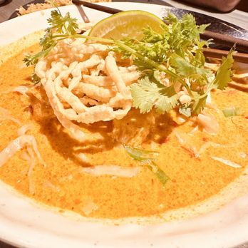 ISAAN DER - Updated December 2025 - 136 Photos & 38 Reviews - 730 Queen ...