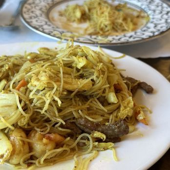 HALAL HUNAN VILLAGE TYSONS - Updated December 2025 - 39 Photos & 77 ...