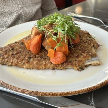 AMORE - Updated October 2025 - 51 Photos & 38 Reviews - 239 Pearl St ...