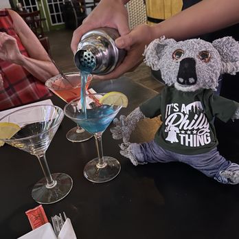 BAR-LY CHINATOWN - 471 Photos & 461 Reviews - 101 N 11th St ...