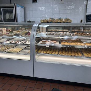 NEPTUNE BAKERY & DELI - Updated January 2026 - 96 Photos & 107 Reviews ...
