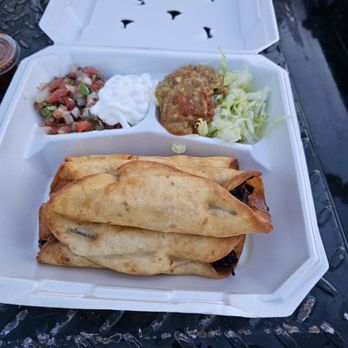 KOMEX FUSION - Updated December 2025 - 1755 Photos & 1625 Reviews - 633 ...