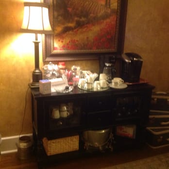 ROSEN HOUSE INN - Updated December 2025 - 10 Photos & 31 Reviews - 1714 ...