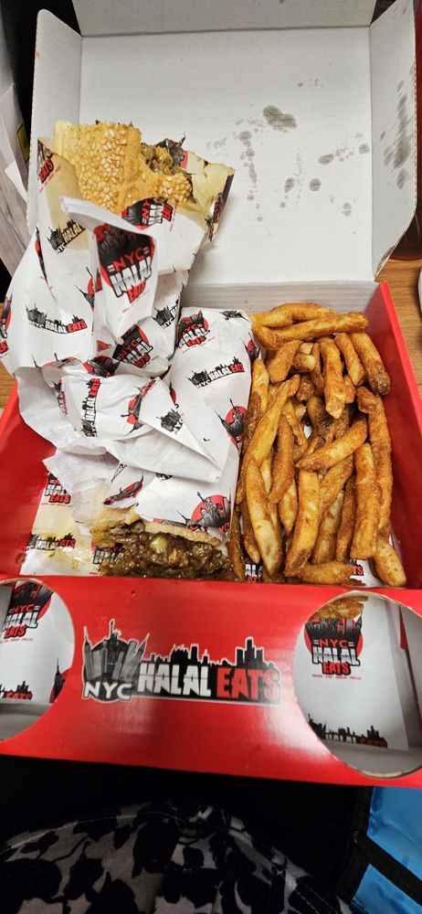 NYC HALAL EATS - Updated March 2025 - 10 Photos - 8409 S Harlem Ave, Bridgeview, Illinois ...