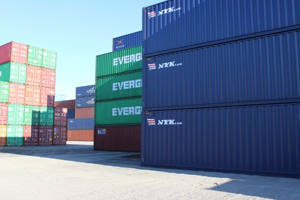 PORTLAND CONTAINER - Updated October 2025 - 14 Photos - 9449 N Burgard ...