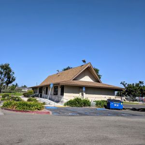 FOUNTAIN VALLEY LIBRARY - 54 Photos & 47 Reviews - 17635 Los Alamos ...