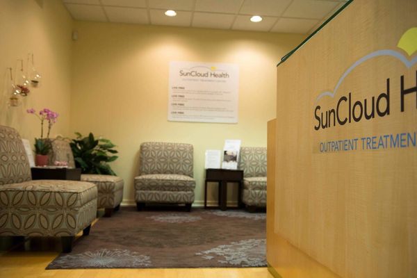 SUNCLOUD HEALTH - Updated November 2025 - 18 Photos - 1840 N Clybourn ...