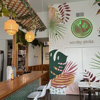 EARTHY PICKS - Updated March 2025 - 108 Photos & 40 Reviews - 420 E ...