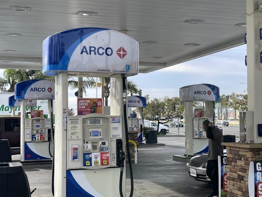 ARCO AM PM - Updated December 2025 - 2850 S Rose Ave, Oxnard ...