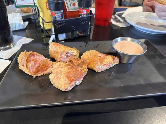 THE IRISH PUB - Updated October 2025 - 22 Photos & 25 Reviews - 1910 W ...