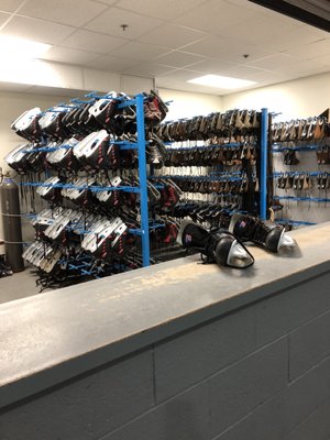 CENTER ICE SKATING ARENA - 142 Photos & 107 Reviews - Skating Rinks ...